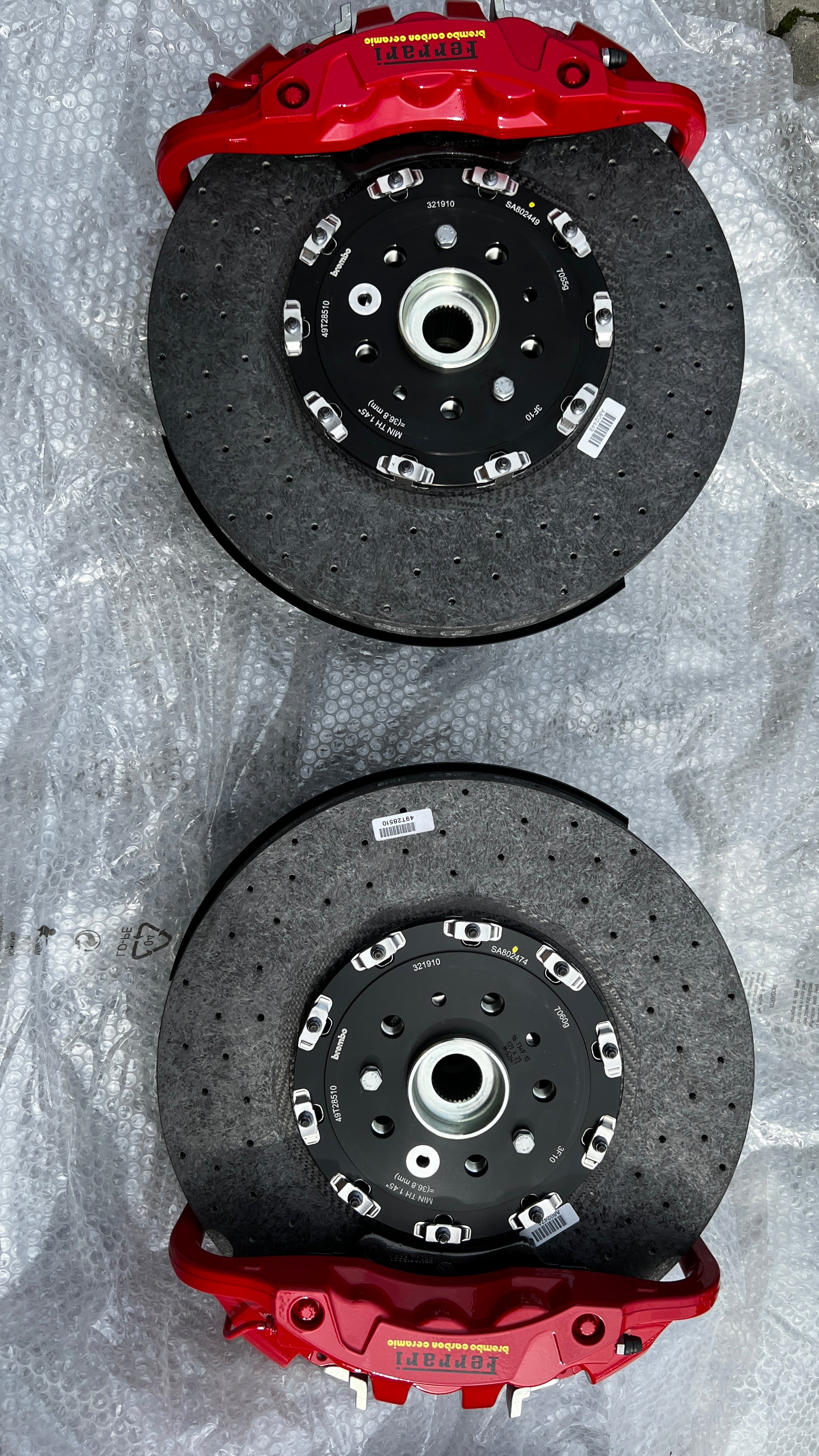 Ferrari F8 Tributo 488 Brake Set Complete Ceramic, OEM, Part number: