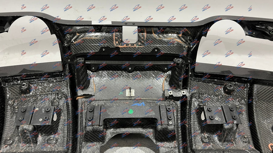 Ferrari F8 Tributo Rear bumper with CARBON Rear diffuser, Part number: