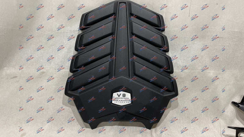Lamborghini URUS Engine cover with Emblem V8, Part number: 72435381
