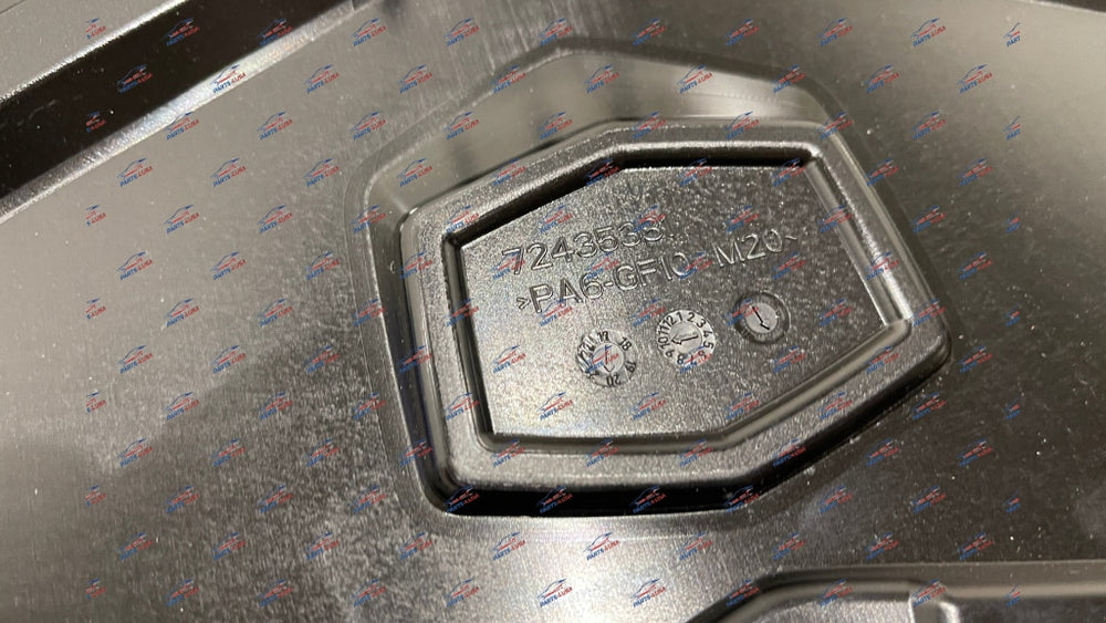 Lamborghini URUS Engine cover with Emblem V8, Part number: 72435381