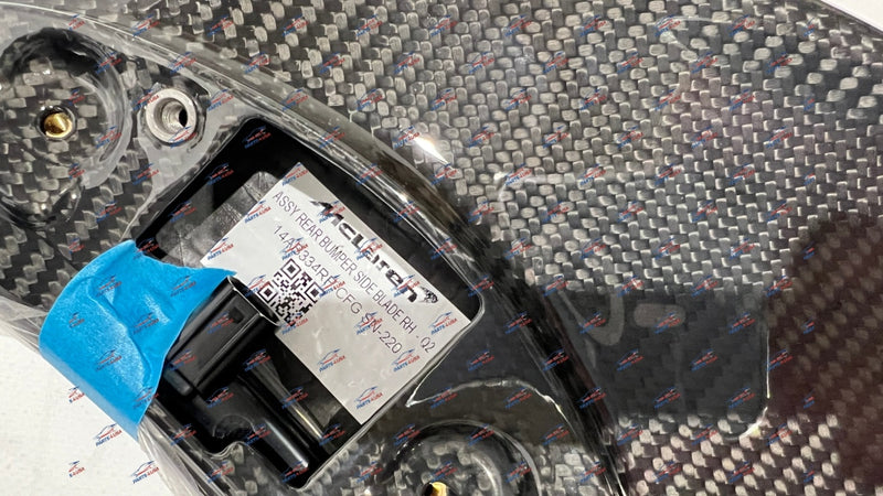 McLaren 765LT Side blade rear bumper L + R Carbon, OEM Part